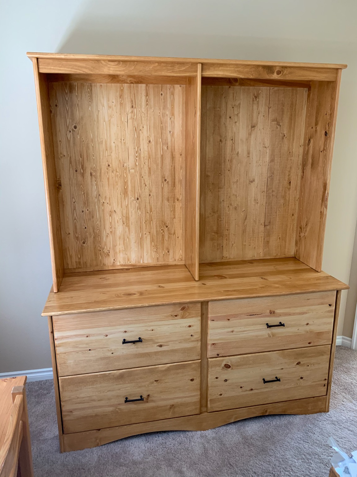 Rush Peak Contracting – Quality made furniture and custom carpentry.